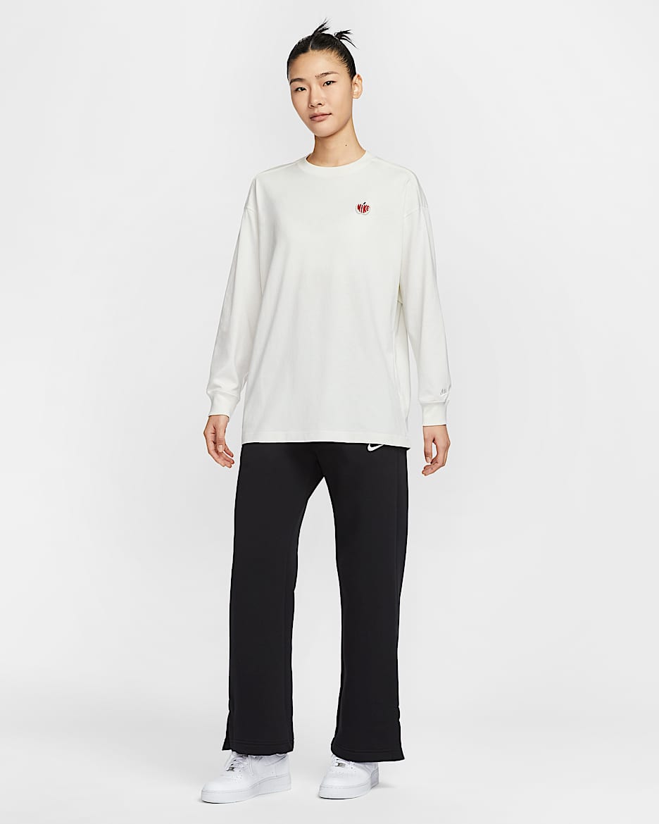 Nike Sportswear Women s Oversized Long Sleeve Top. Nike JP
